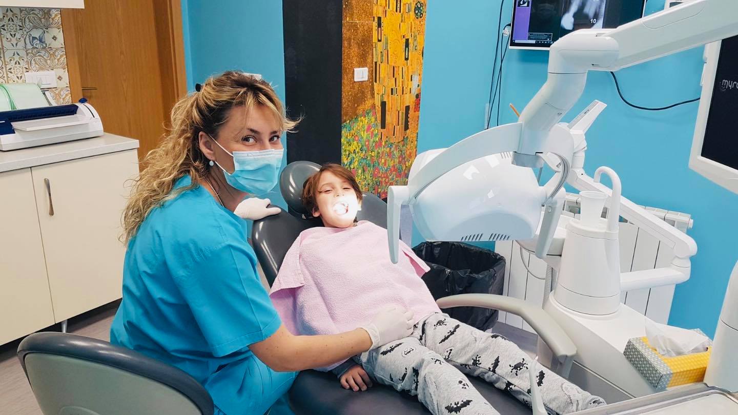 Stomatološka ordinacija sa zubnom laboratorijom “NENA DENT”